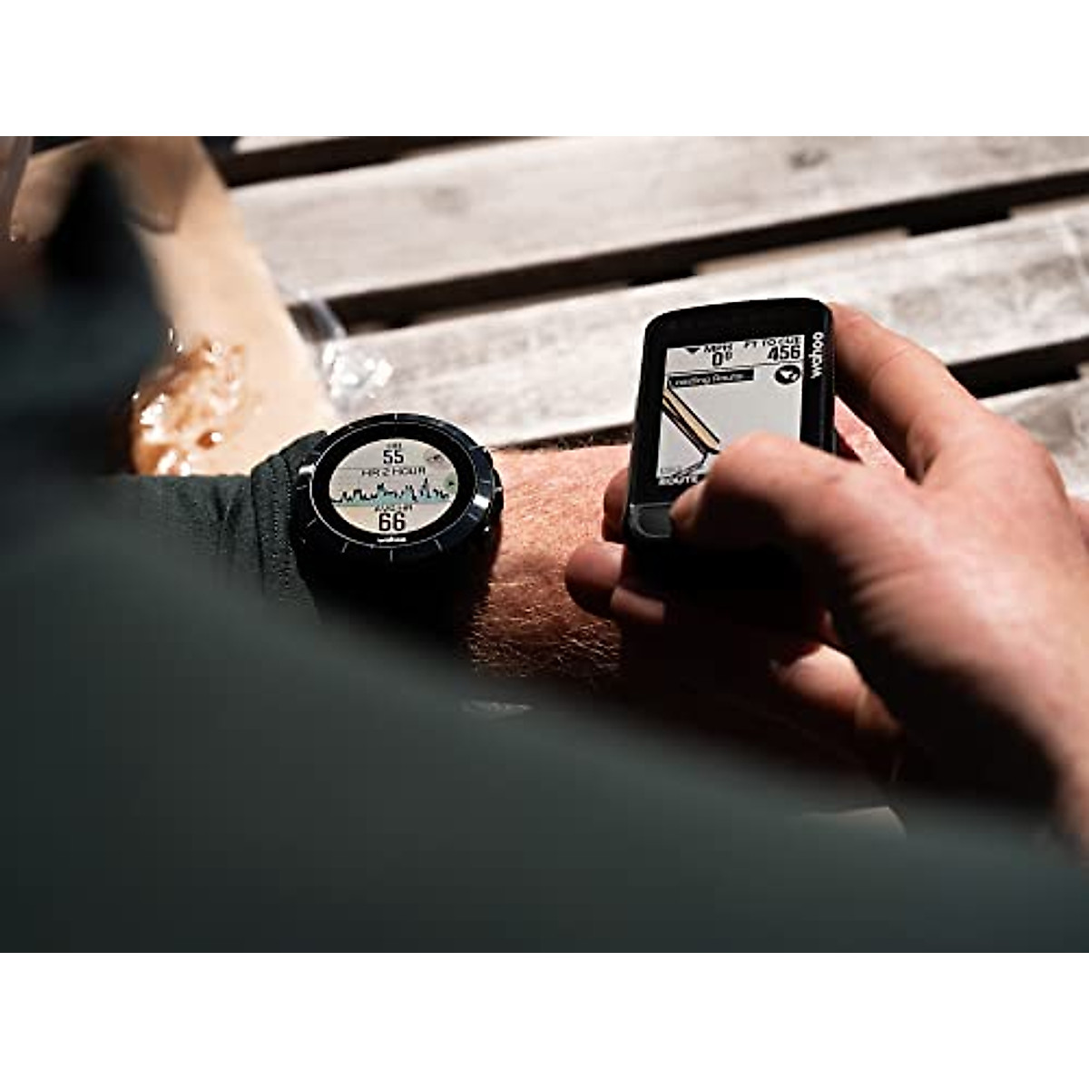 Wahoo ELEMNT Bolt V2 GPS Cycling/Bike Computer, Black