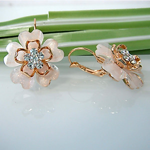 Navachi 18k Gold Plated White Crystal Acetate Blooming Flowers Az2414e Leverback Earrings