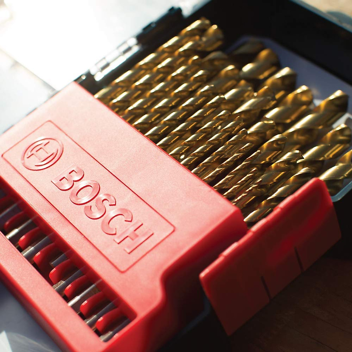 BOSCH TI29 29-Piece Assorted Set Titanium Nitride Coated Metal Drill Bits with Included Case with Three-Flat Shank for Applications in Heavy-Gauge Carbon Steels, Light Gauge Metal, Hardwood