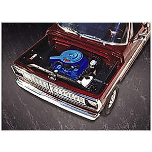 1970 Ford F-100 Custom Cab 4x4 1:25 Scale Model Kit