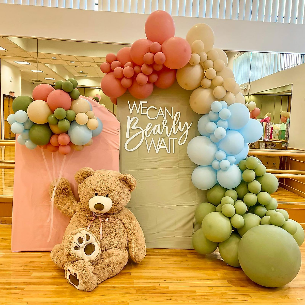 We Can Bearly Wait Sign Teddy Bear Baby Shower Decoration Backdrop Wooden Banner for Gender Reveal Party(Girl Boy Baby) Theme Party