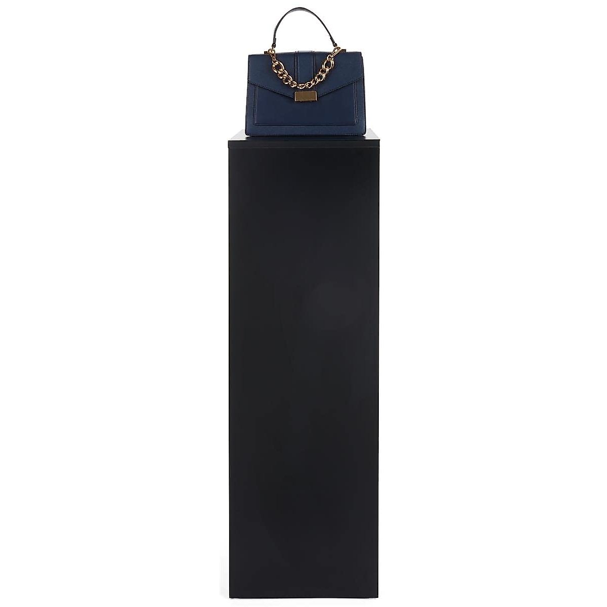 Displays2go, Laminated Gallery Display Cube, Particle Board, Melamine Construction – Black (WDCUBEBLK4)