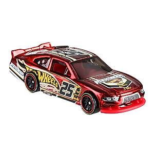 Hot Wheels id Vehicle Oval Drive with Embedded NFC Chip, Uniquely Identifiable, 1:64 Scale, for Kids Ages 8 Years and Older