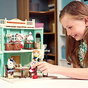 Calico Critters Town Series Delicious Restaurant, Fashion Dollhouse Playset, 36 months to 96 months, Furniture and Accessories Included (CC3012)