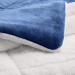 Amazon Basics Ultra-Soft Micromink Sherpa 3-Piece Comforter Bed Set, King, Navy Blue, Solid