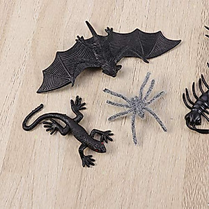 Gadpiparty 582 pcs Set Witch Women Roaches Style Ears Novelty Plastic for Knife Fools Decorations April Bugs Joke Bats Per Spider Mixed Favors Small Scorpions Ghost Skull Party