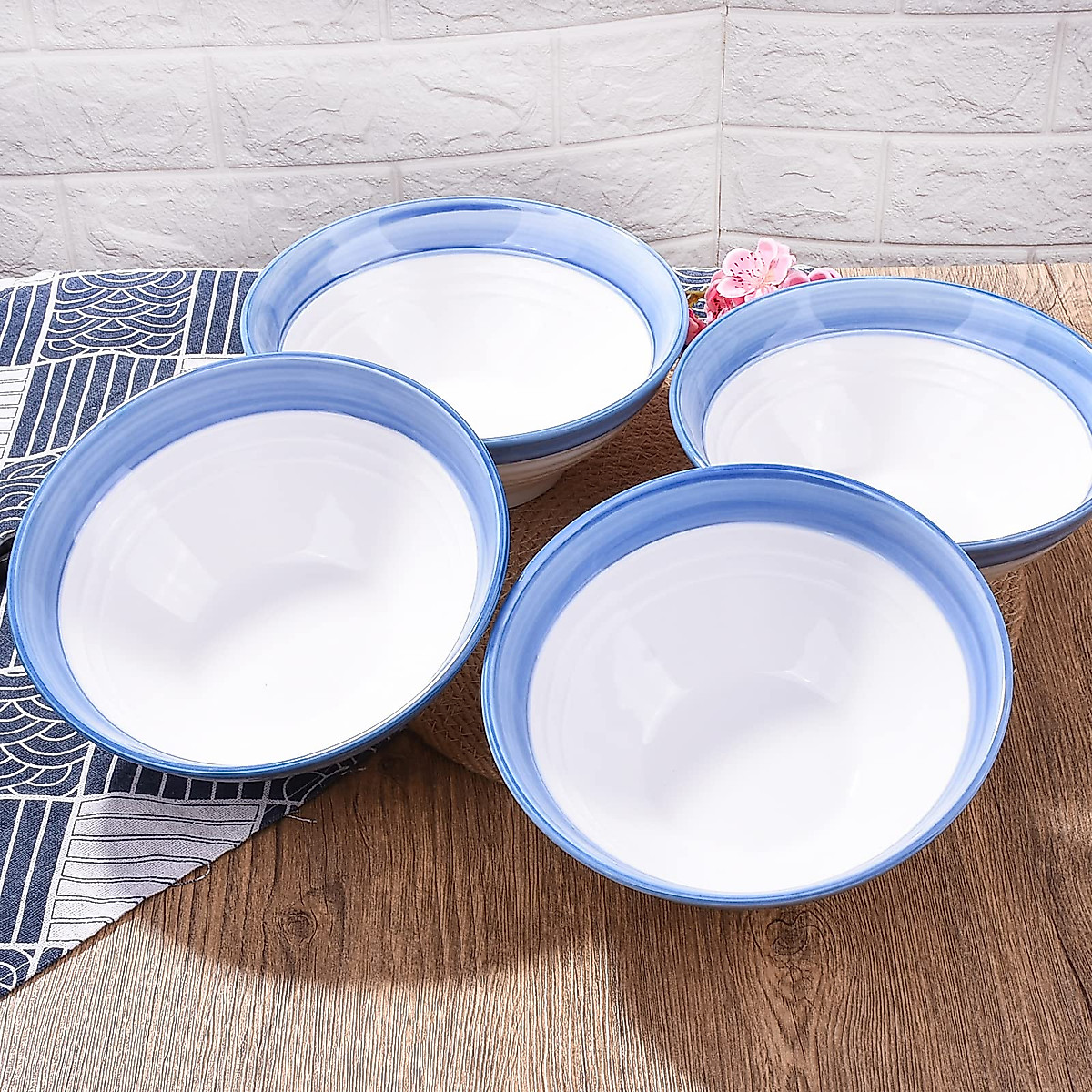 Swlthwen Japanese Vintage Style Ceramic Noodle Ramen Bowls Set of 4, 30.5 OZ Porcelain Noodle Soup Bowls