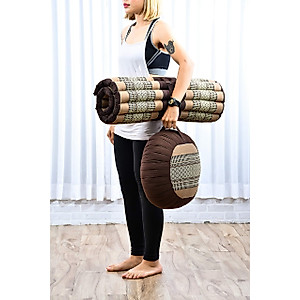 Leewadee Meditation Cushion Set – 1 Round Zafu Yoga Pillow and 1 Square Roll-Up Zabuton Mat Filled with Eco-Friendly Kapok, Brown