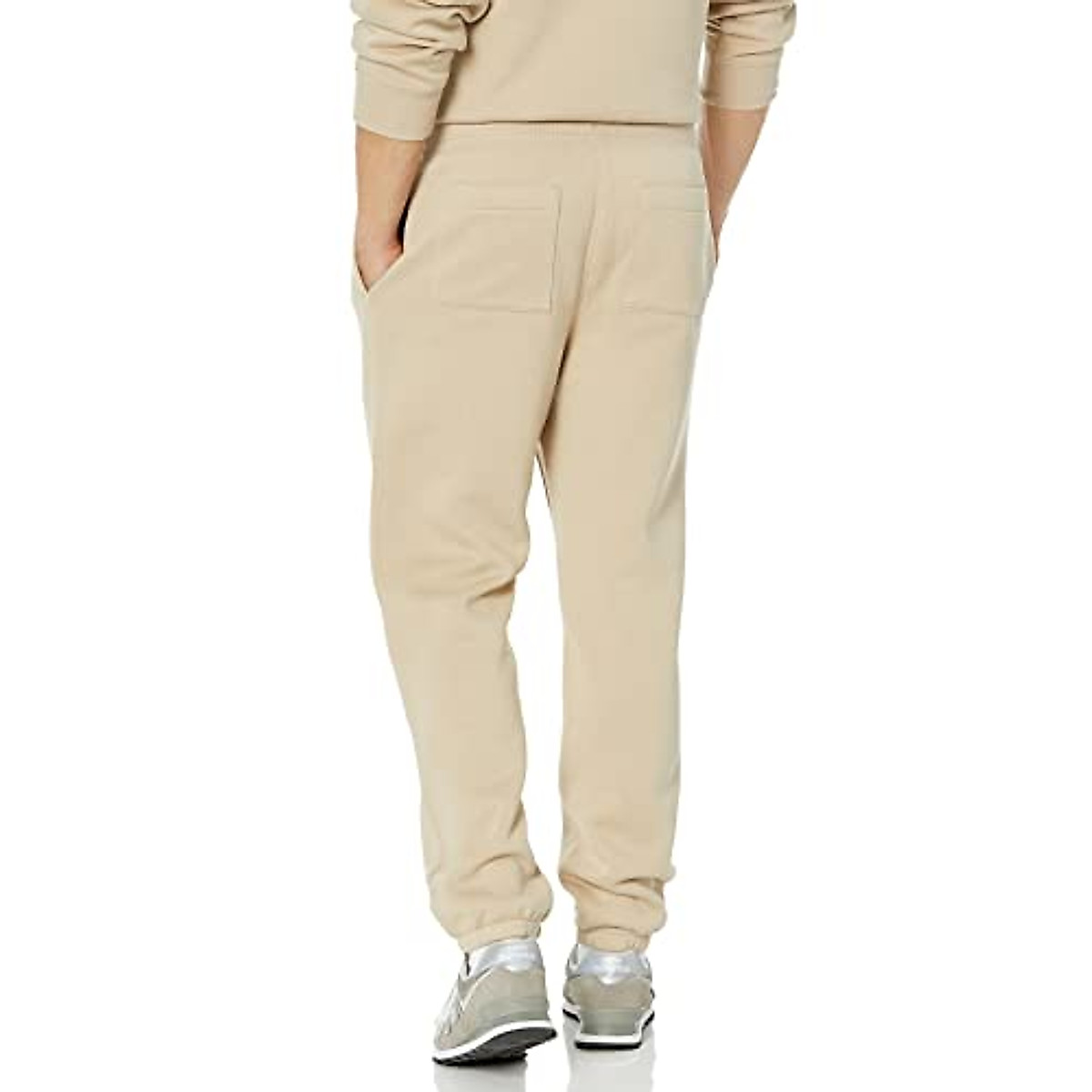 Amazon Essentials Relaxed-Fit Sweatpants for Men - Closed-Bottom, Big & Tall Options, Tan, Medium