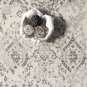 nuLOOM Odell Vintage Area Rug, 6' Square, Ivory