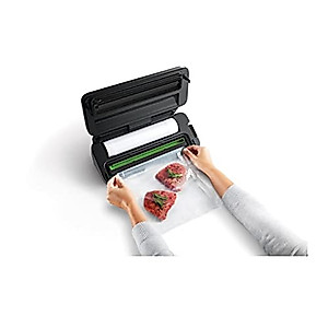 FoodSaver VS3170 Multi-Use Food Preservation System with Built-in Handheld Sealer