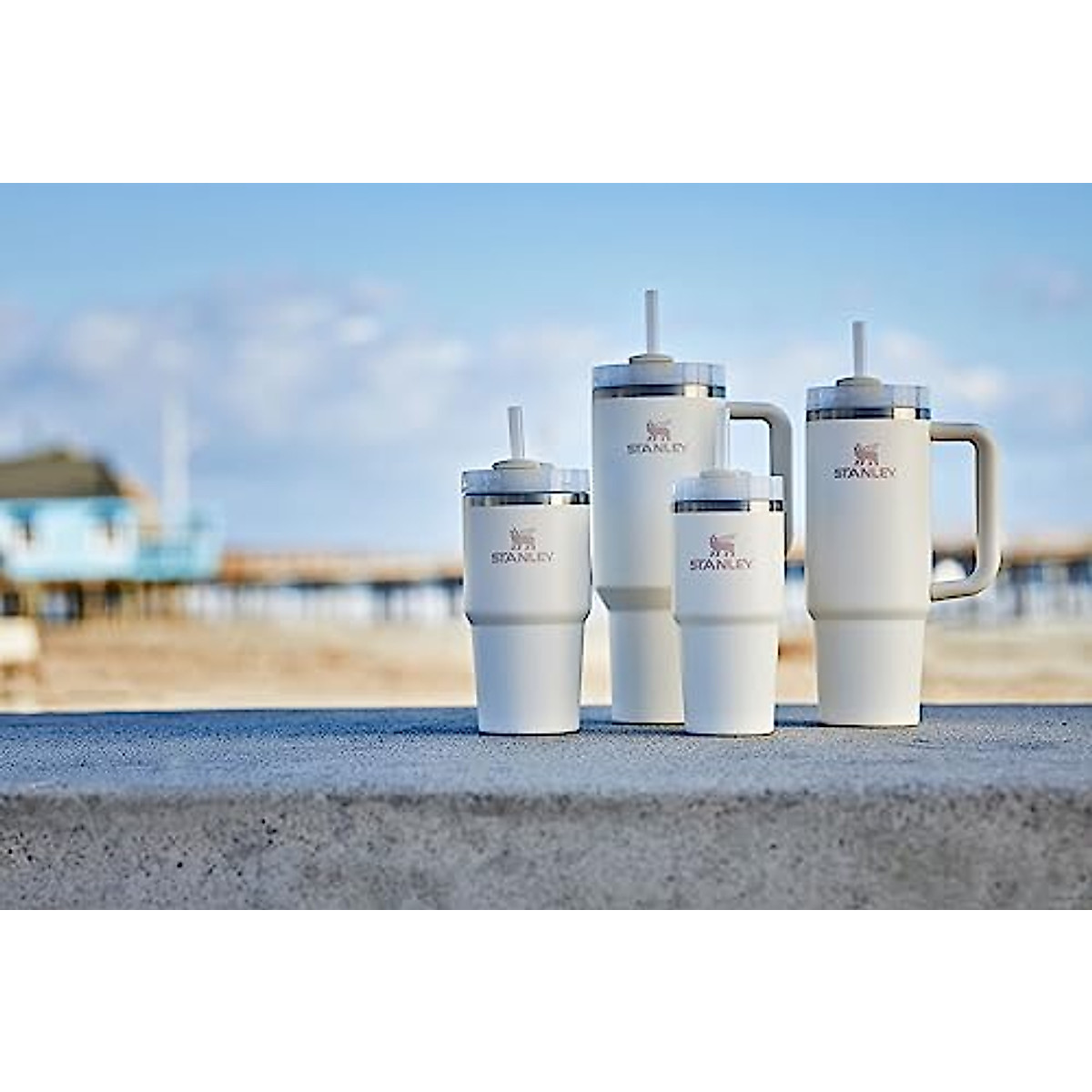 Stanley Quencher H2.0 FlowState Stainless Steel Vacuum Insulated Tumbler with Lid and Straw for Water, Iced Tea or Coffee, Smoothie and More, Cream , 40 oz