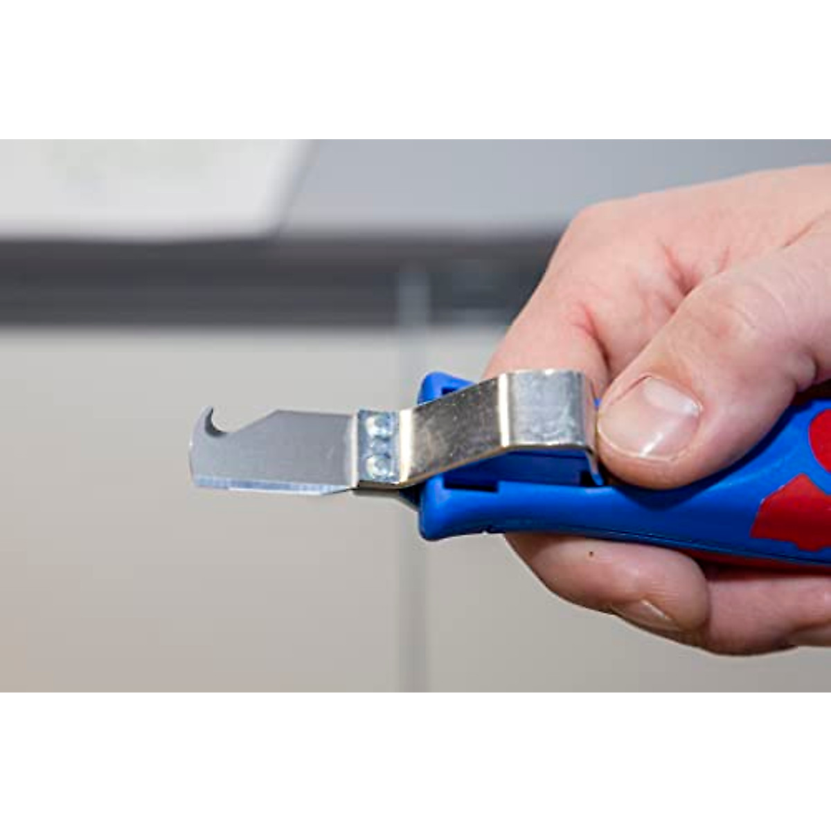 WEICON Cable Stripper No. 4-28 H/Cable Stripping Tool with Hooked Blade/Adjustable Cutting Depth/Range of 4-28 mm/100% Germany Made