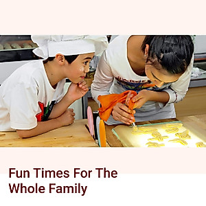 Piping Bag Set - Large Reusable Cotton Piping Bags and Nozzles - Dishwasher-safe - Includes Gift Box, 6 Stainless Steel Nozzles, Adapter, Cleaning Brush & E-Book with Cake Decoration Tips by Kitchtic