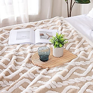 Sherpa Fleece Blanket with Braided Knit Pattern, King Size Reversible Fuzzy Super Soft Fluffy Big Large Bed Blankets for Winter, Heavy Thick Thermal Blankets for Couch, Sofa, Khaki