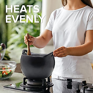 Toque Blanche Clay Pot Essentials - Versatile Clay Cooking Pots, Handmade Earthenware Cookware - Perfect for Cooking Soups, Stews, and More | Black - 6-Quart Large Pot with Handle & Lid