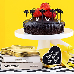 30 Pieces Thick Star Shaped Paper Plates Disposable Party Plate Pentagram Dinnerware Plate for Graduation Independence Day Wedding Birthday Baby Shower, 9.45 Inch (Gold,30 Pieces)