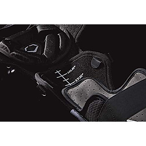 Evoshield Pro-Srz™ Upper Leg Guards - Black, Adult [15.5-17.5"]