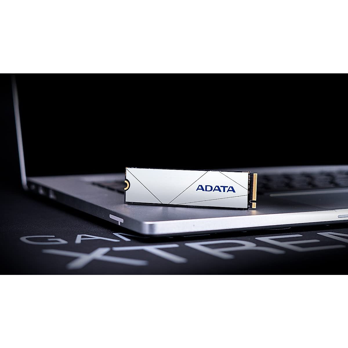 ADATA Premium SSD 1TB PCIe 4x4 NVMe M.2 2280 SSD with XPG D50 RGB DDR4 3200MHz 2x8GB UDIMM RAM kit Bundle