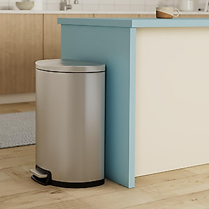 QUALIAZERO 50L/13Gal Heavy Duty Hands-Free Stainless Steel Commercial/Kitchen Step Trash Can, Fingerprint-Resistant Soft Close Lid Trashcan, 50L / 13 GAL