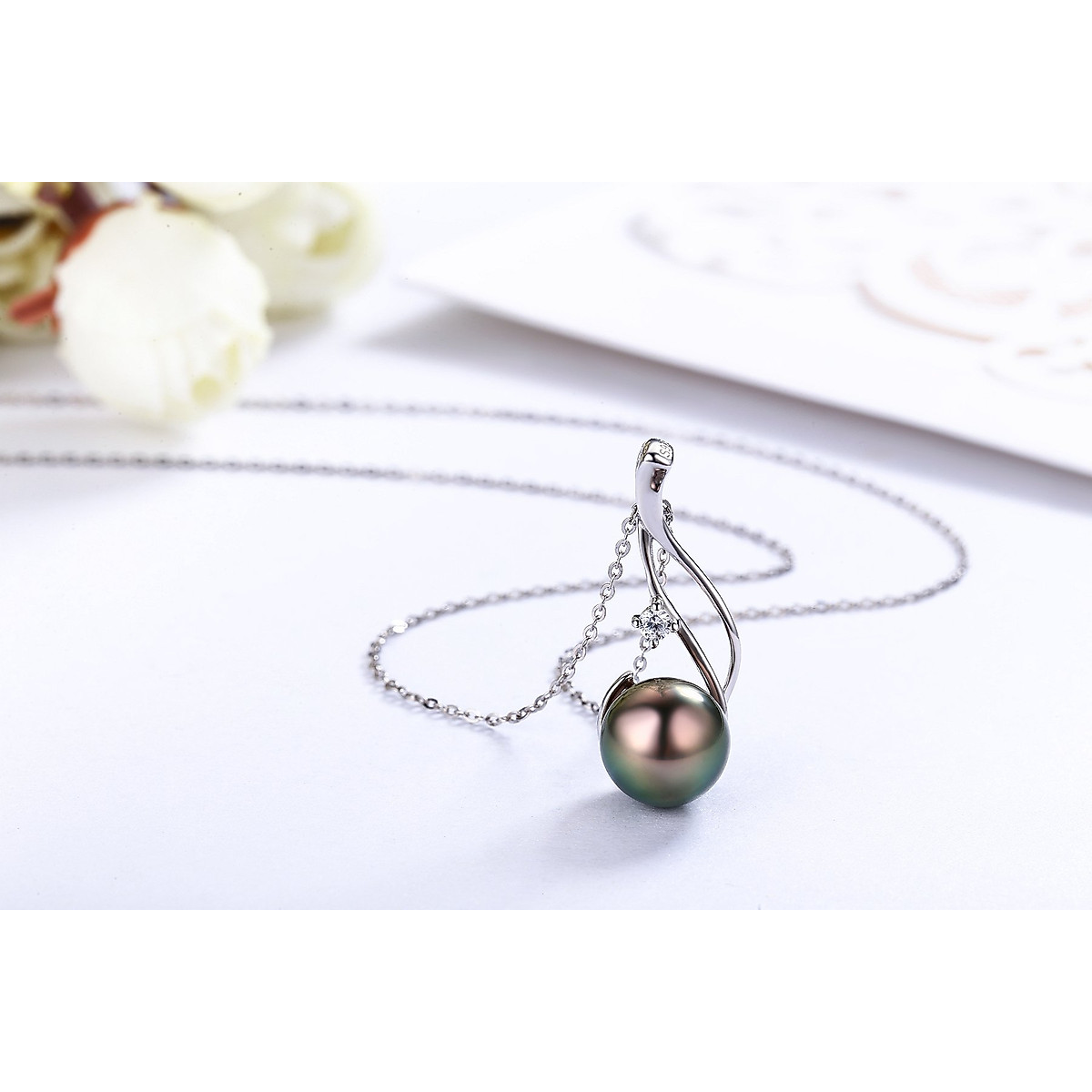 CHAULRI Tahitian Black Pearl Pendant Necklace 18K Gold Over Sterling Silver 19 Inch Adjustible Chain - Real Black Pearls Jewelry Gifts for Women Wife Mom Daughter