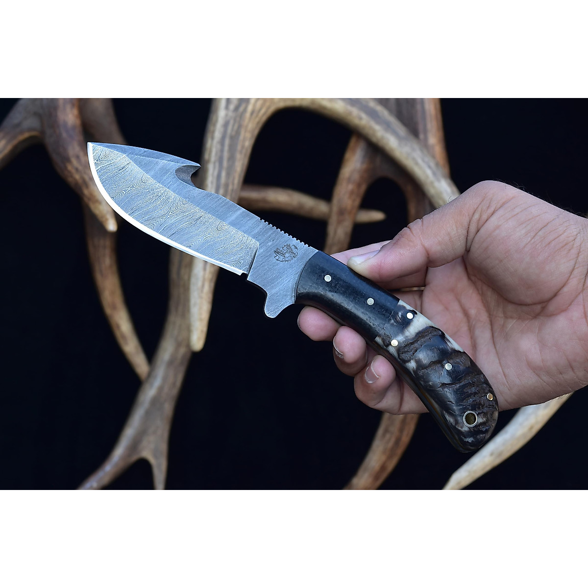 Knives Ranch Handmade Gut-Hook Skinning Knife - Ram's Horn Handle - Heavy-Duty Leather Sheath (2048-RH)