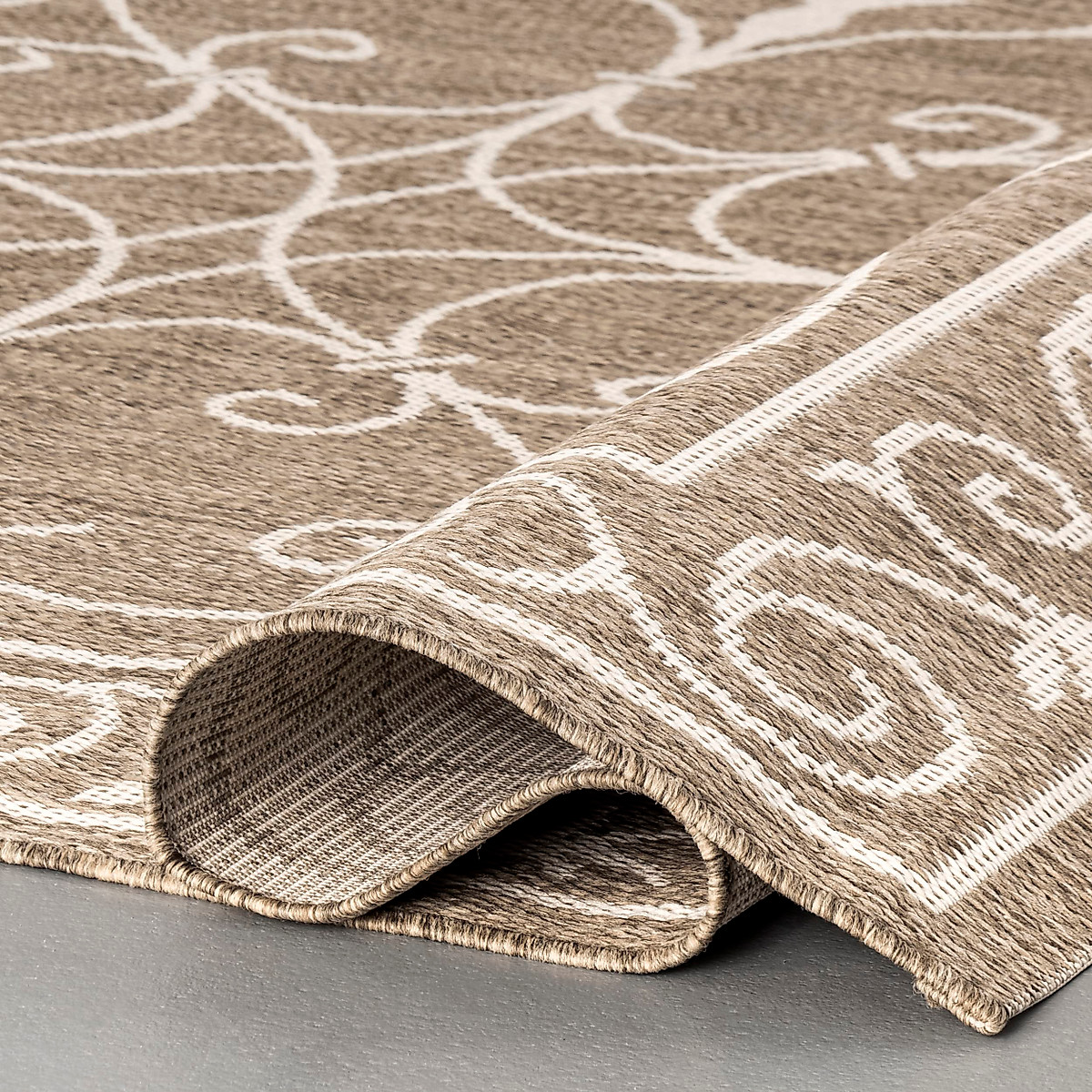 nuLOOM Kathleen Traditional Indoor/Outdoor Area Rug, 4x6, Beige