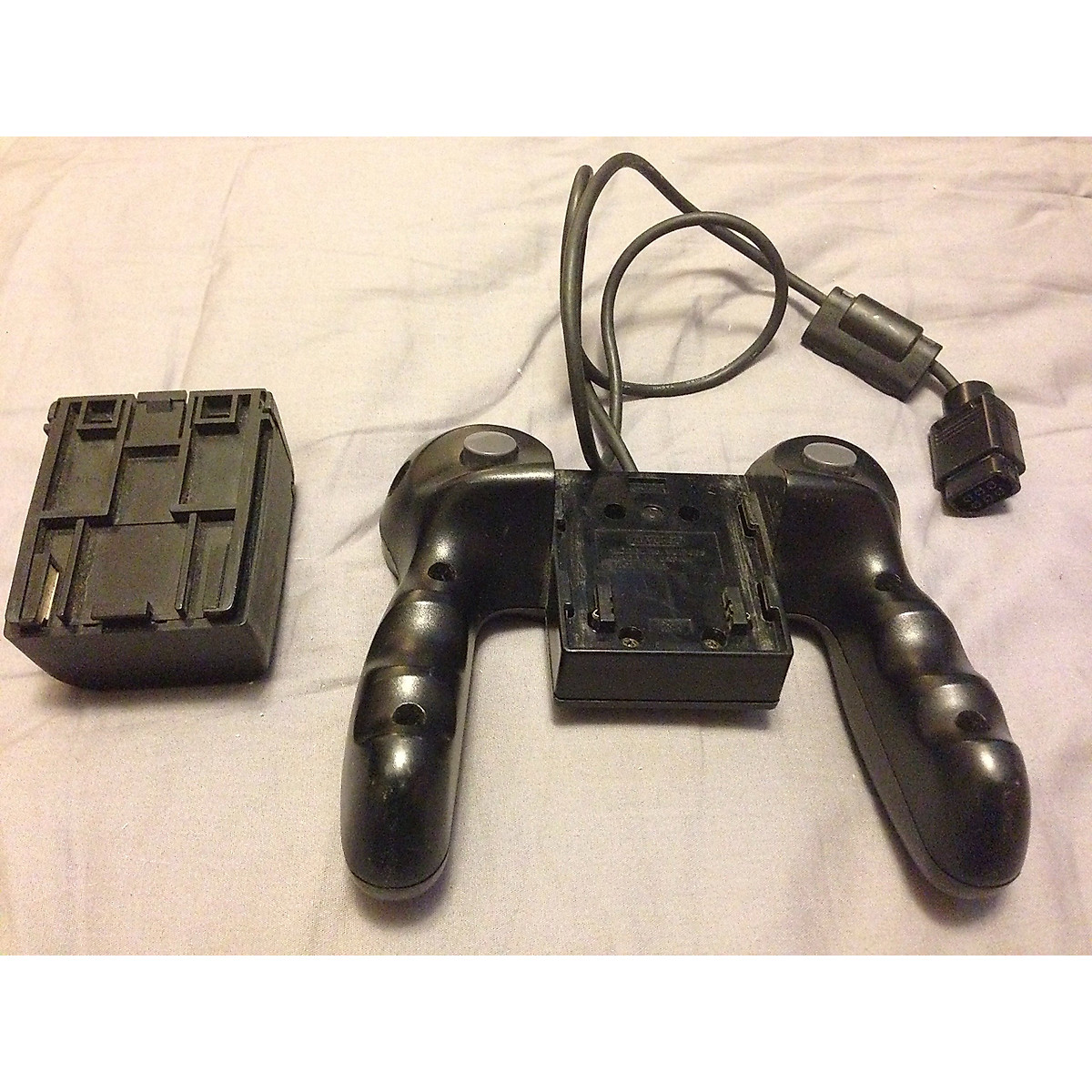 Virtual Boy Controller for the Virtual Boy Nintendo System # Vue-007