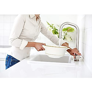 Bone China Soup Tureen with lid, ladle and spoon rest, 2.97QT, Gold Rim, 4PC set, Big Serving Bowl, Elegant Ceramic Porcelain, White, Translucent, Modern, Simple and resistant, Greeting dinnerware