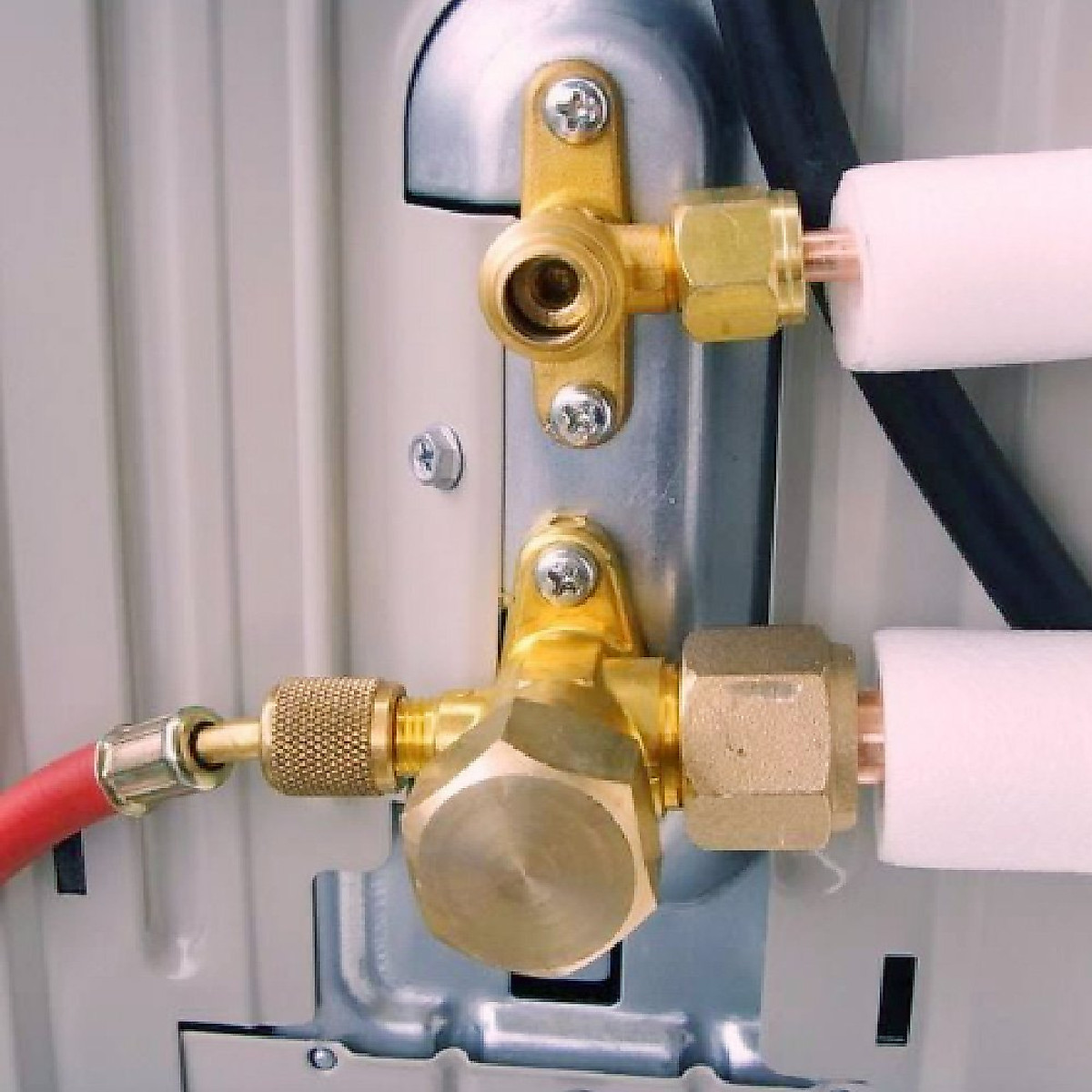 LBG Products R410a Adapter with Thimble for Air Conditioner Ductless Mini Split HVAC System, 5/16 '' Female SAE Quick Couplers x 1/4'' Male Flare(3 Pcs)