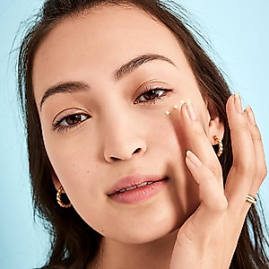 First Aid Beauty FAB Skin Lab Retinol Eye Cream with Triple Hyaluronic Acid – .5 Oz.