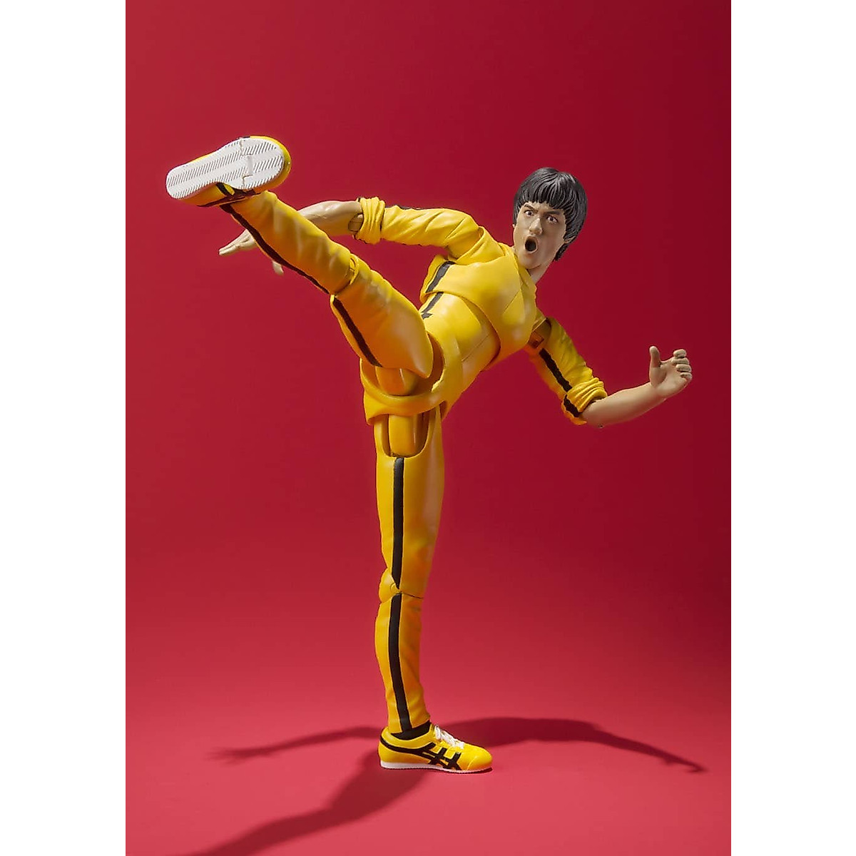 Bandai Tamashii Nations S.H. Figuarts Bruce Lee (Yellow Track Suit) Action Figure, Yellow