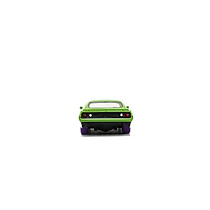 Marvel 1:32 1973 Plymouth Barracuda Die-Cast Car & 1.65" She-Hulk Figure, Toys for Kids and Adults