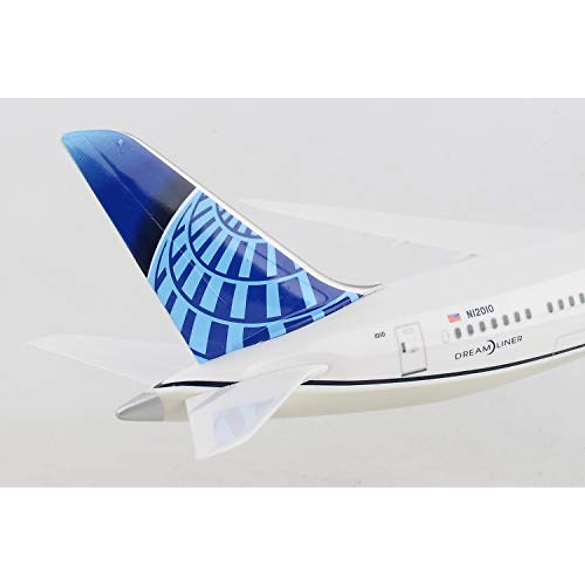 Daron SkyMarks United 787-10 1/200 New Livery