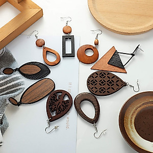 Udalyn 9 Pairs Wooden Earrings for Women African Natural Wooden Dangle Earrings Lightweight Drop Earrings Ethnic Statement Drop Earrings Set