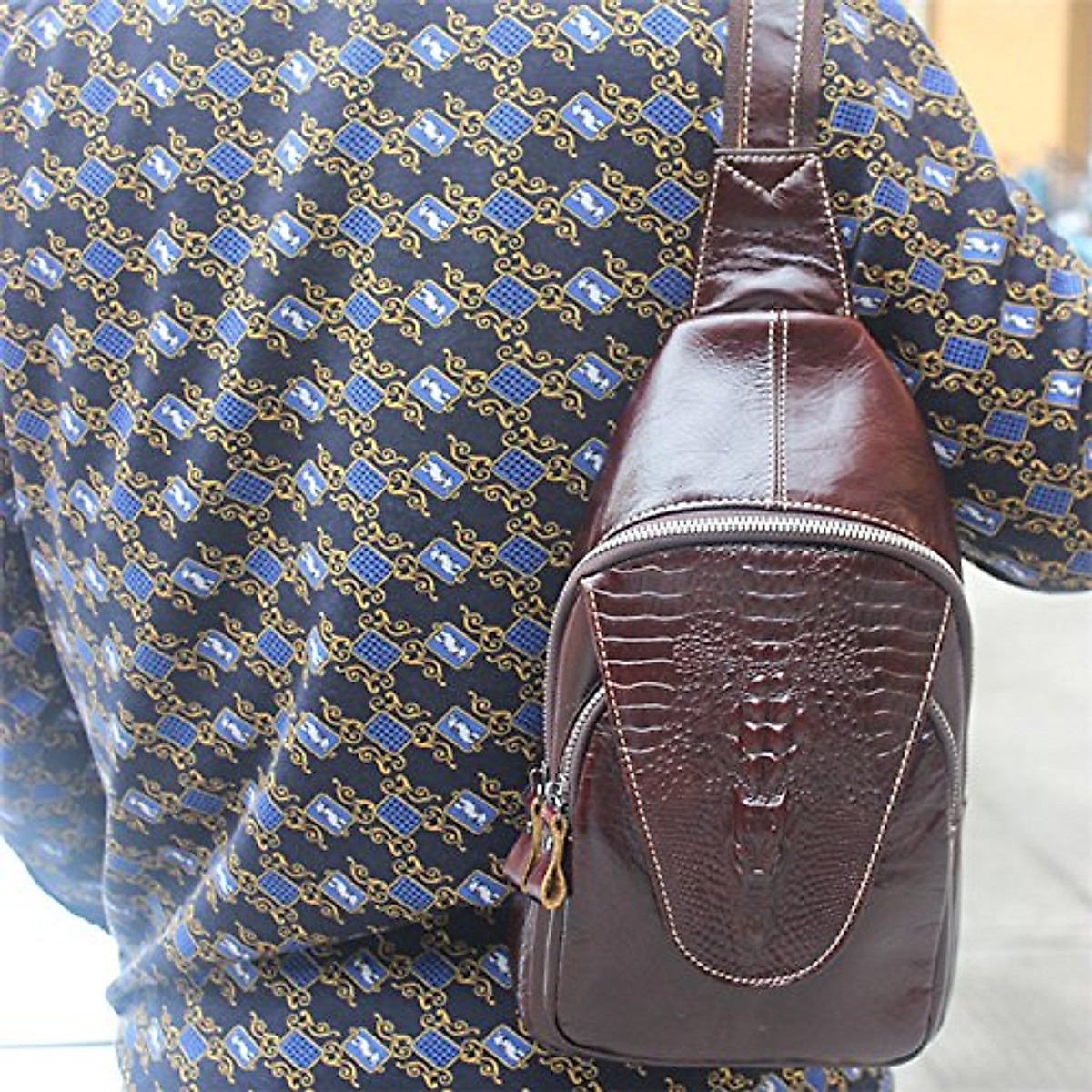 NIUCUNZH Handmade Genuine Leather Crossbody Sling Bag Crocodile Embossing Chest Bag Waterproof Shoulder Bag Coffee