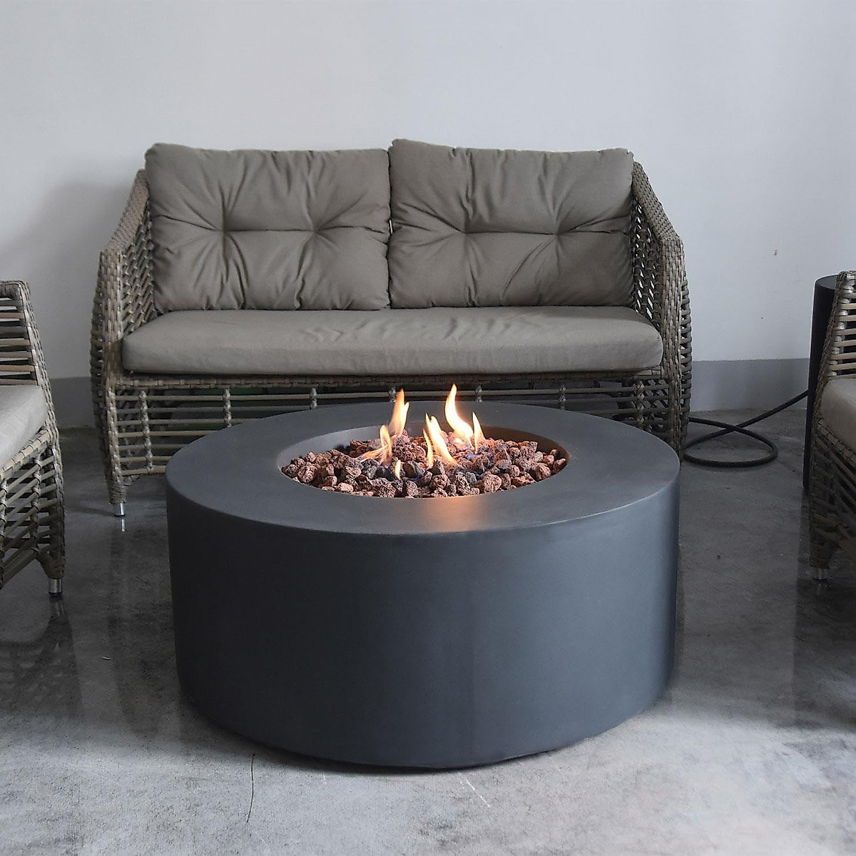 Lakeview Candlewood 34-Inch Round Natural Gas Fire Pit Table - Black - SCOFG113-NG