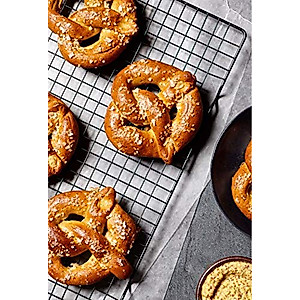 Bob's Red Mill Organic Spelt Flour, 20-ounce (Pack of 4)