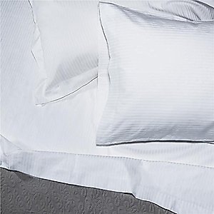 Garnier-Thiebaut Bordeaux King Duvet Set
