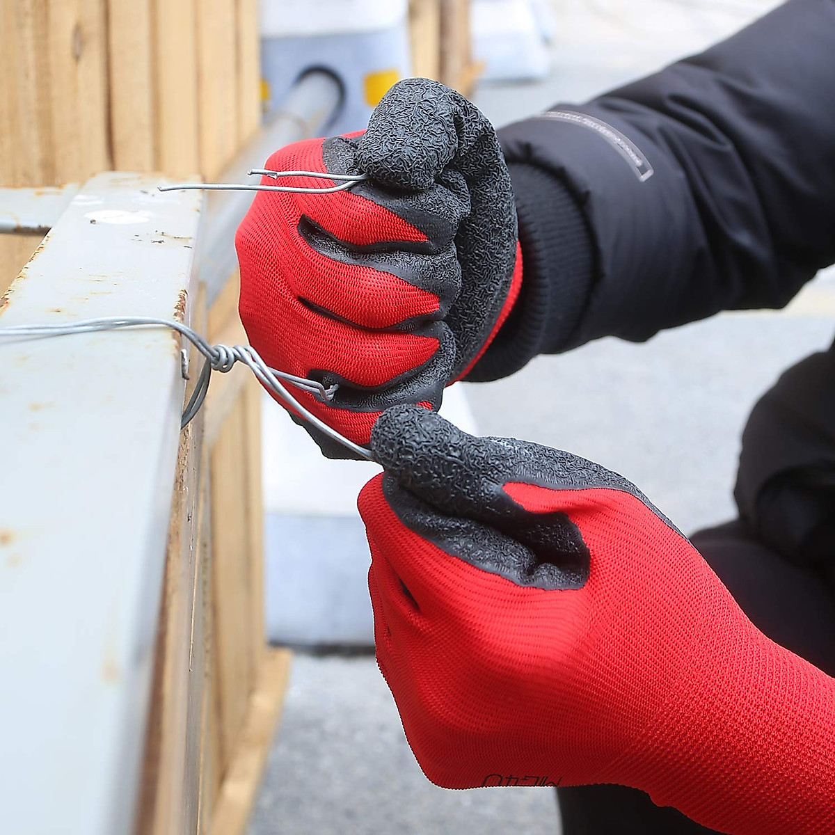 MIG4U 10 Pairs Crinkle Latex Work Gloves - Enhanced Grip for Gardening, Warehouse Package Handling - Red,X-Large