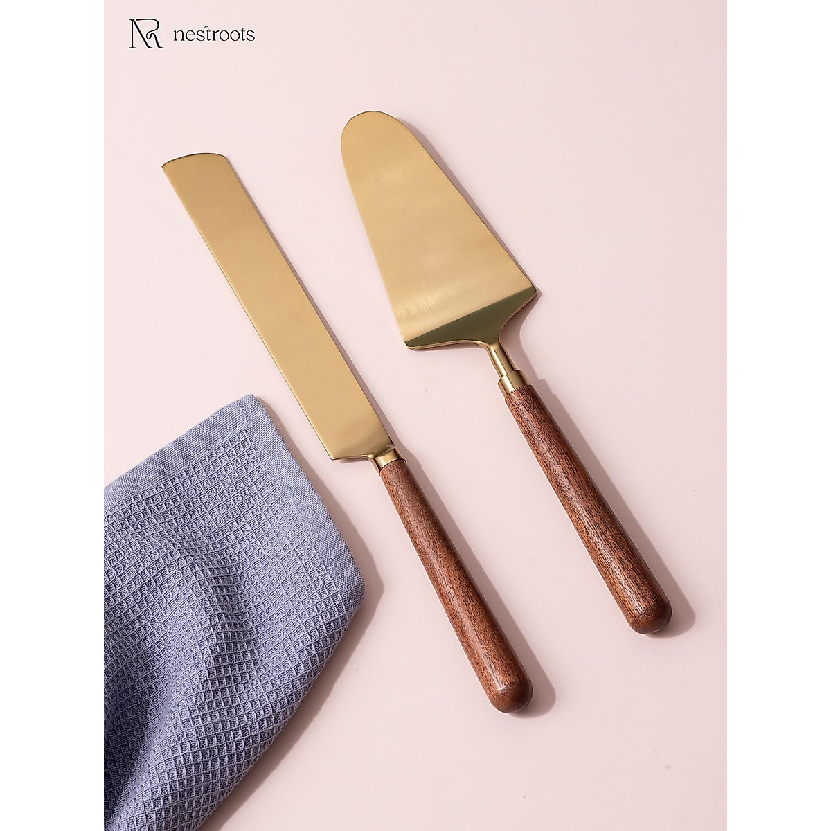 nestroots Cake Cutting Knife Server Serrated Knife Set Of 2 Dessert Server Gold With Mango Wood Handle