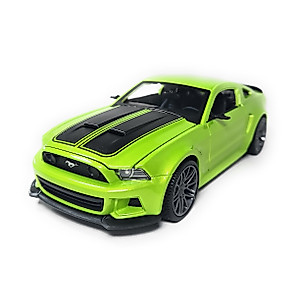 2014 Ford Mustang Street Racer Metallic Light Green 1/24 by Maisto 31506