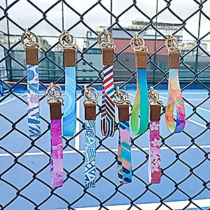 QMEET key Phone Lanyard,phone wristlet,phone lanyard for women,1× Adjustable Neck Strap, and styles for Lanyard.