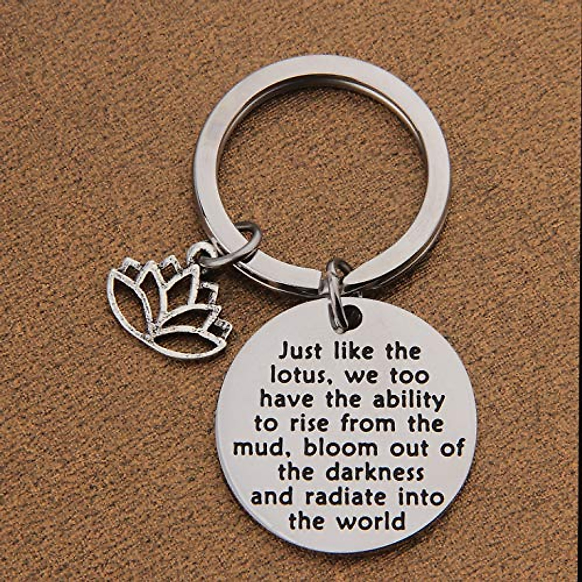 LQRI Lotus Keychain Yoga Karma Inspirational Keychain Best Friend Gift Yoga Lovers Gift (silver)