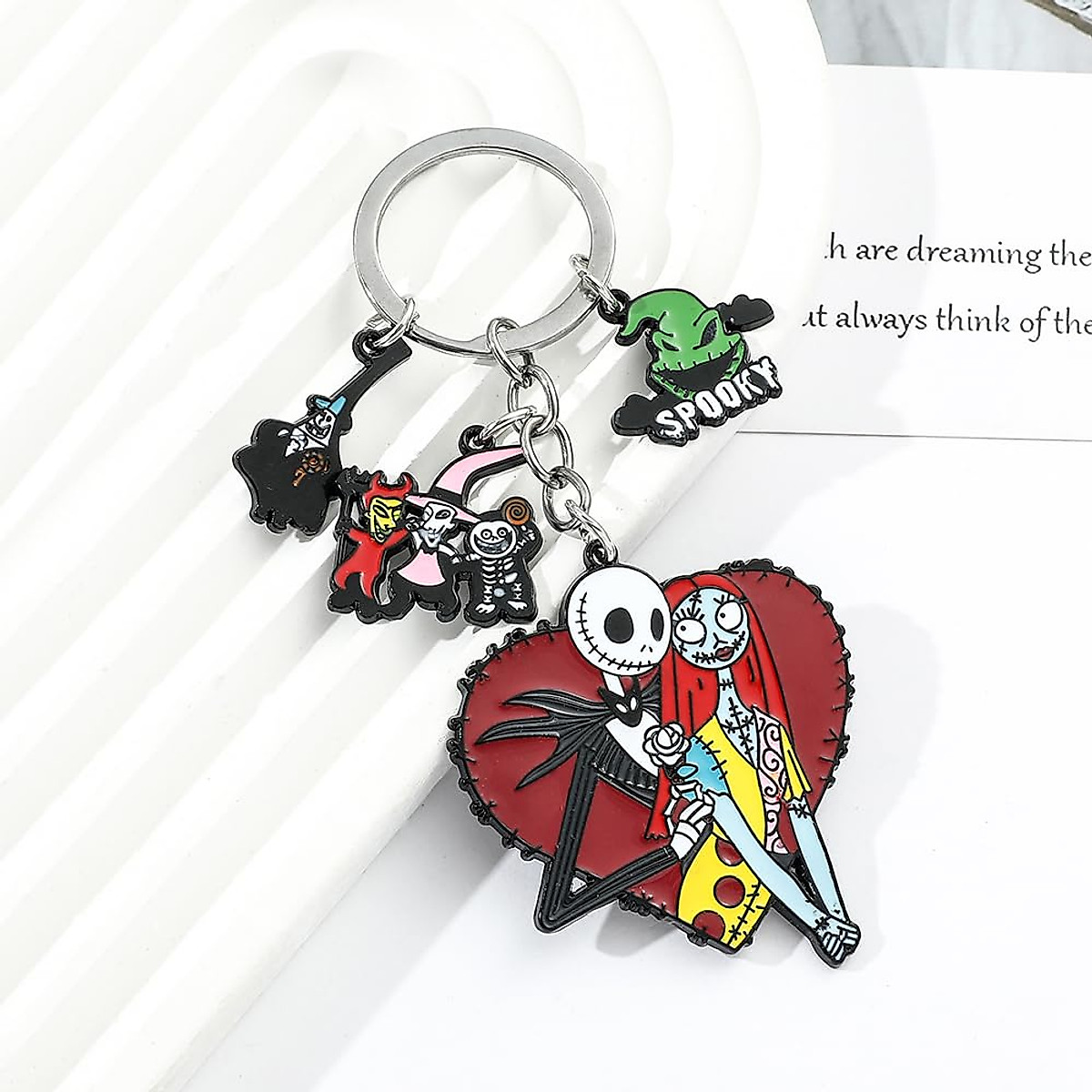 rongji jewelry Jack and Sally Charms Keychain, Horror Movie Nightmare Characters Keychain Scary Halloween Christmas Gift for Men Women Girls (Love heart)