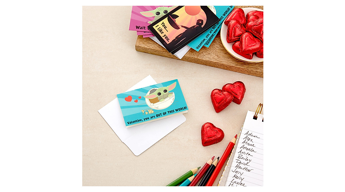 Hallmark Baby Yoda Kids Mini Valentine Cards - 18 Classroom Pack