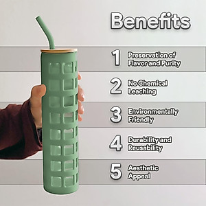 purifyou 32 oz Glass Tumbler with Straw, Bamboo Lid & Protective Silicone Sleeve Glass Tumbler with Volume & Time Markings for Hot & Iced Coffee, Smoothie, Boba Tea (Shale Green)