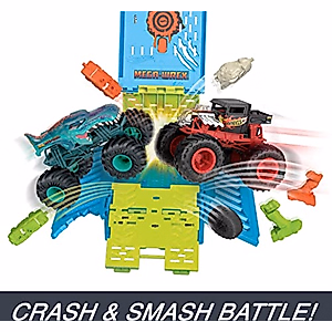 Hot Wheels Monster Trucks 1:24 Scale MEGA-Wrex Crash Cage, Oversized Storage Cage with 1 Large Toy Truck & 4 Crushable Accessories