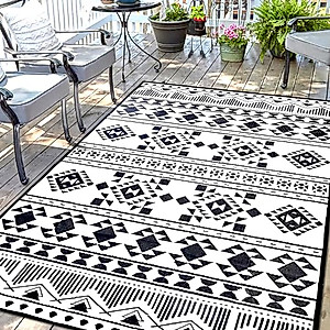 DiiKoo Outdoor Rug Mat for Patio, 6x9ft Waterproof Reversible Plastic Straw Rugs, Camping Carpet Area Mats for RV, Porch, Deck, Backyard, Balcony, Camper, Picnic, Beach, Trailer, Black & White