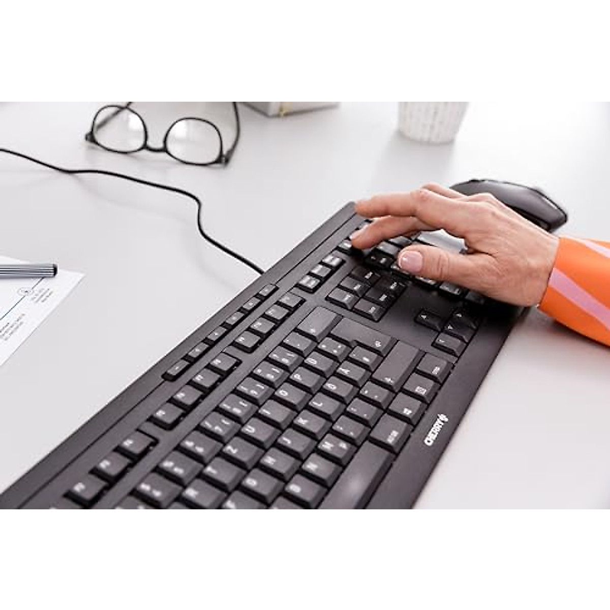 Cherry Stream Keyboard Wired USB SX Scissors Mechanism QWERTY Whisper-Quiet Silent Keystroke for Home Office, Work or Personal Computer. Black